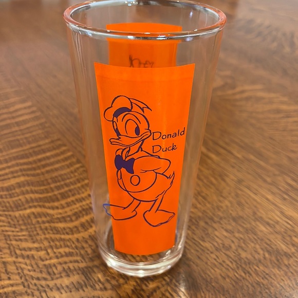 Disney | Dining | Disney Rare Double Sided Glass With Donald Duck And ...